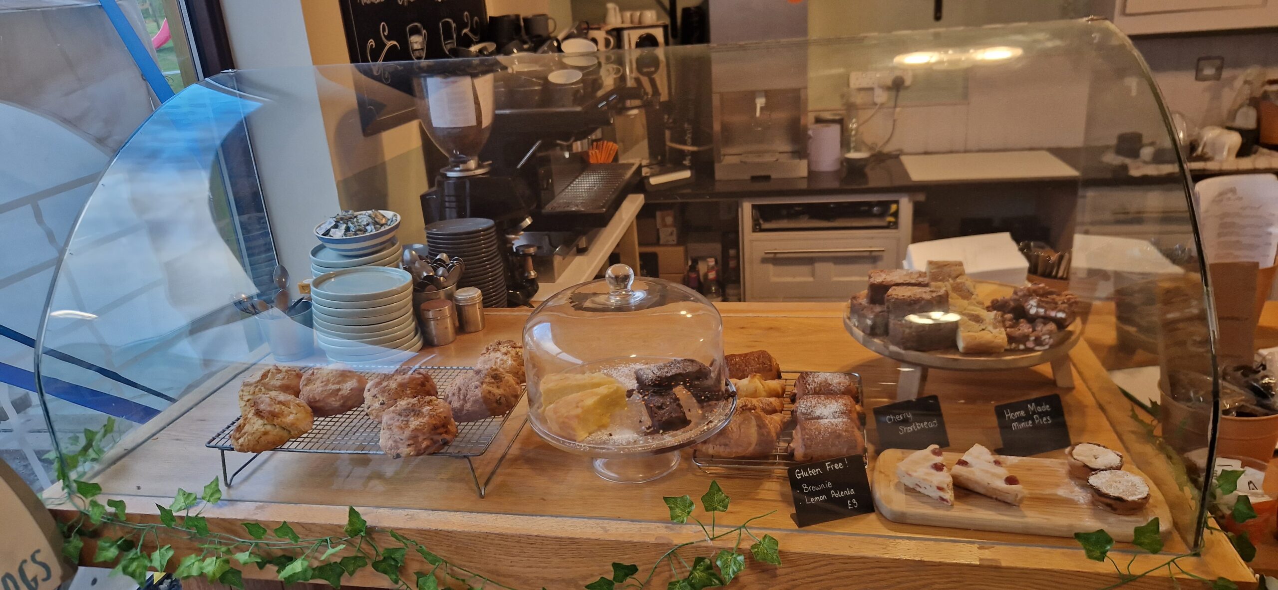 Home - Rusty Tractor Farm Cafe